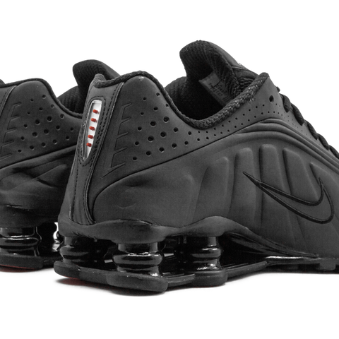 NIKE SHOX R4 WMNS – Stadium Goods NIKE SHOX R4 WMNS – Stadium Goods