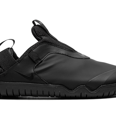NIKE Zoom Pulse "Triple Black" – Stadium Goods