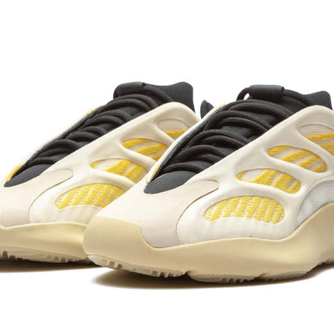 YEEZY Yeezy 700 V3 "Safflower" – Stadium Goods