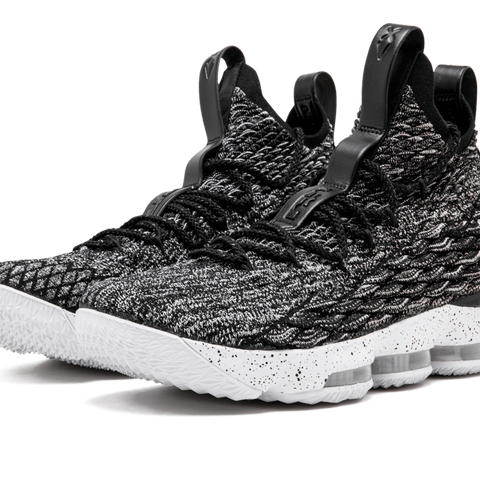NIKE Lebron XV – Stadium Goods