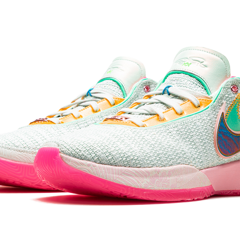 NIKE LeBron 20 "Time Machine" – Stadium Goods