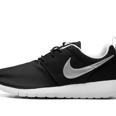 NIKE Roshe One (GS) – Stadium Goods